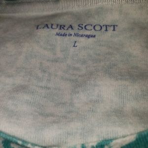 Laura Scott | Tops | Laura Scott Vneck Tee | Poshmark